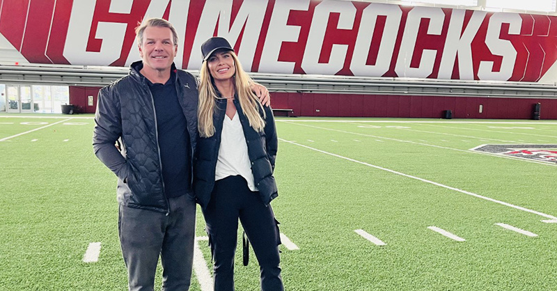 Love of golf and storytelling combine for media arts alum’s career ...