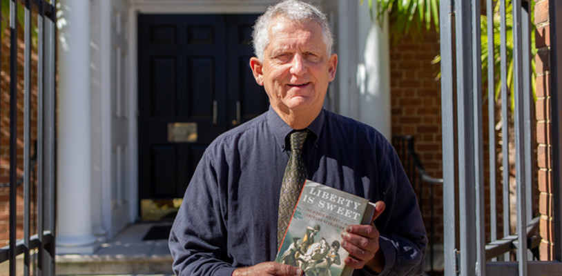New book highlights hidden history of the American Revolution ...