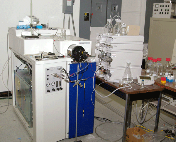 Instrumentation in the Mass Spectrometry Center - Department of ...