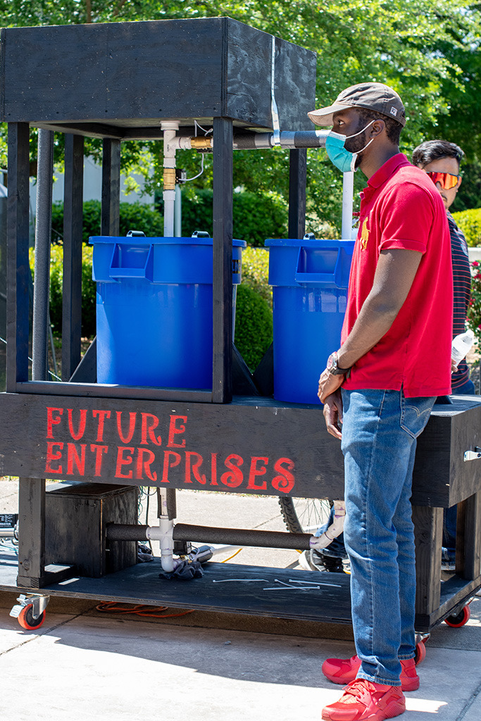 CEC students shine during Capstone Showcase - College of Engineering ...