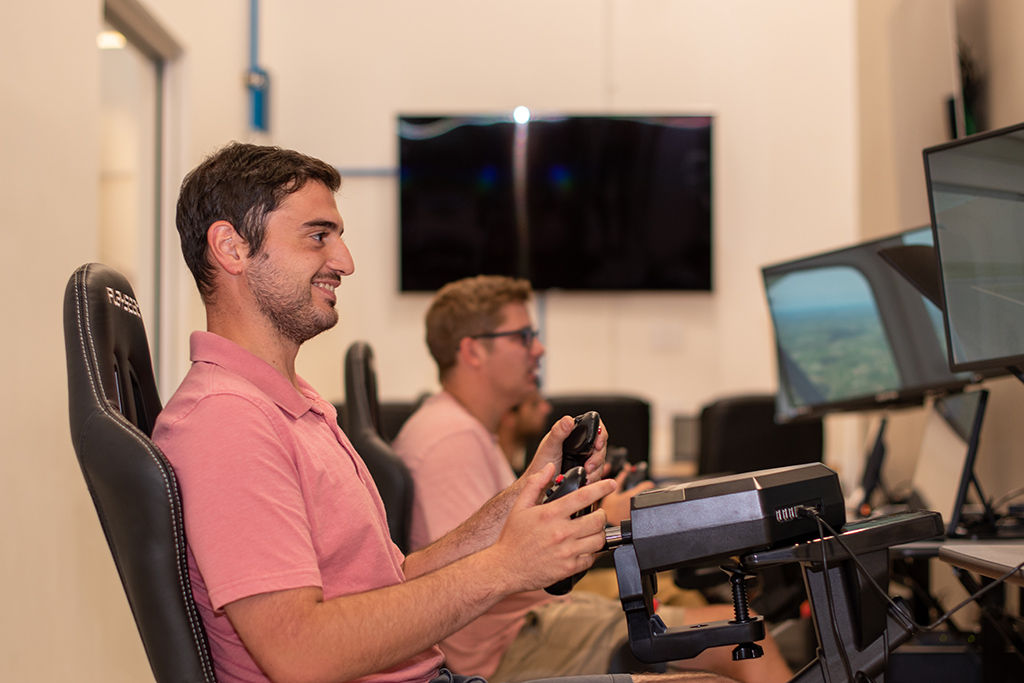 Student Spaces - Molinaroli College of Engineering and Computing ...