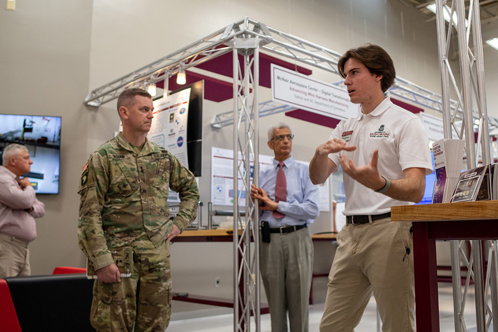 Student Spaces - Molinaroli College of Engineering and Computing ...