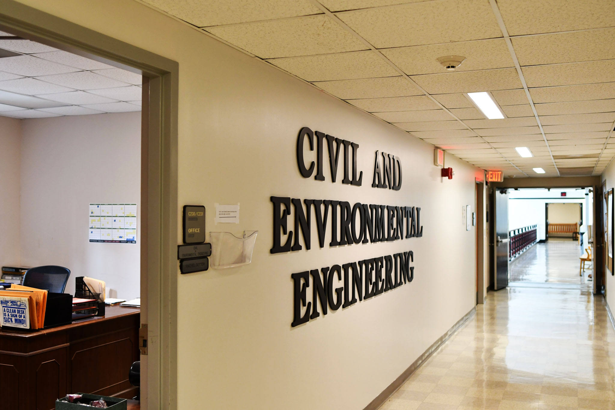 Student Spaces - Molinaroli College of Engineering and Computing ...