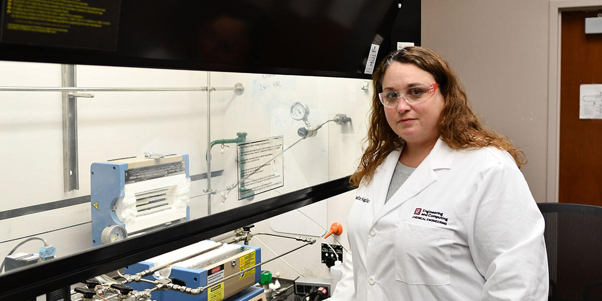 CEC graduate student finds balance among motherhood and academia ...