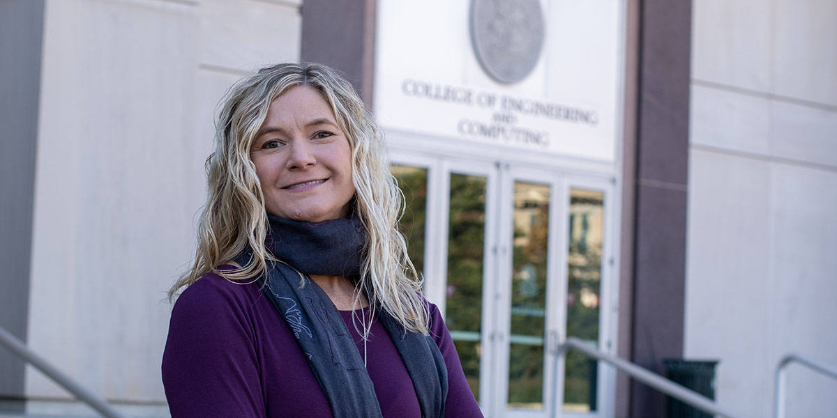 Moss named senior associate dean for academic affairs - Molinaroli ...