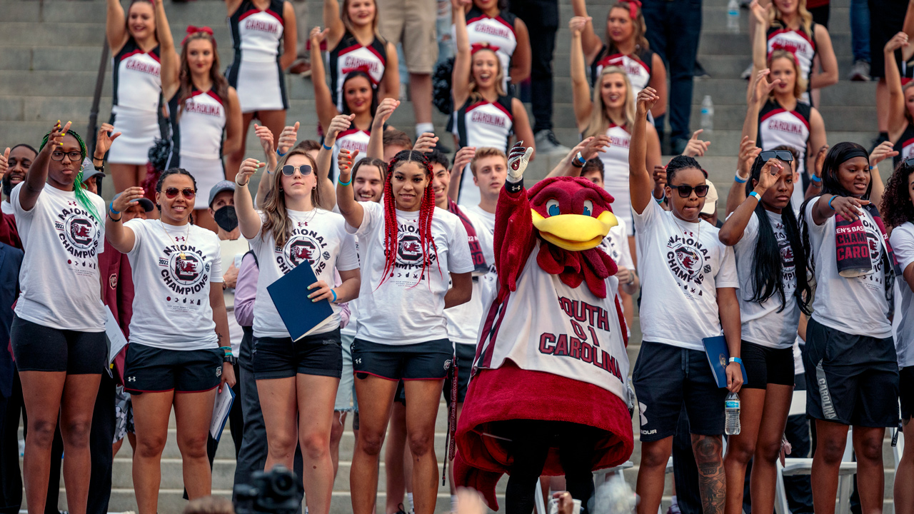 Community celebrates championship season - USC News & Events ...