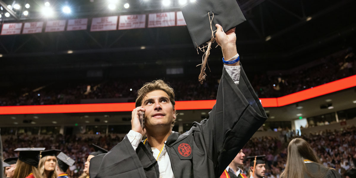 USC celebrates December commencement - USC News & Events | University ...