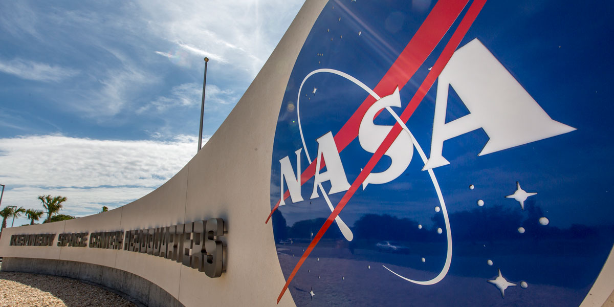 Alumna rises from intern to lead cybersecurity role at NASA - USC News ...